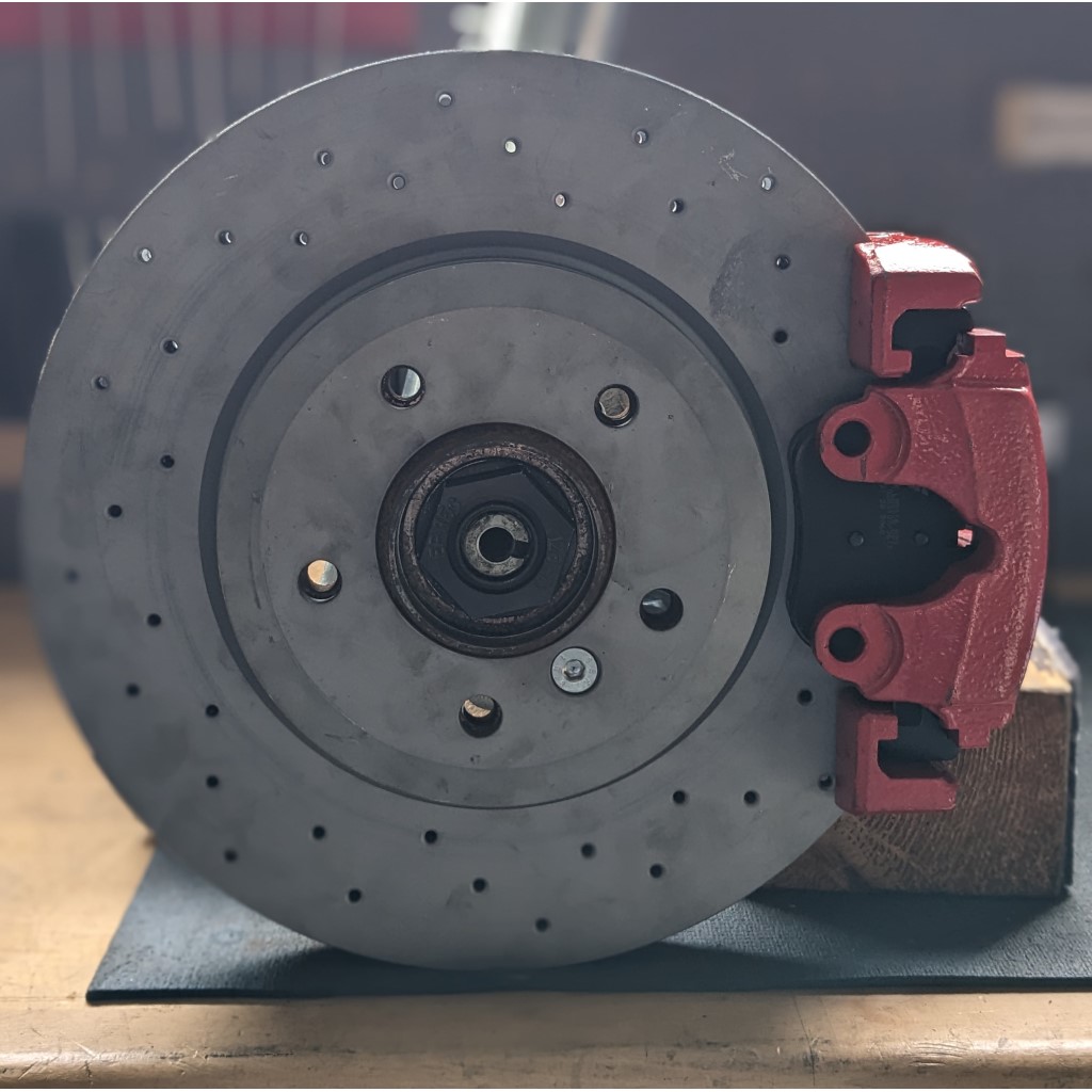 Brake upgrade on the front axle of the BMW E30 to the brake system of ...